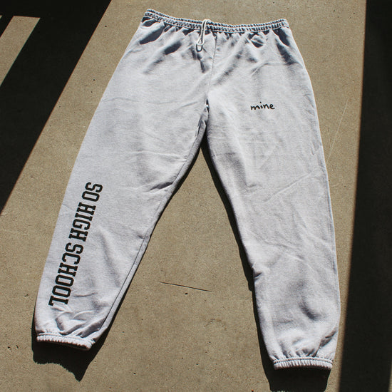 so high school sweats – araeofsunshine